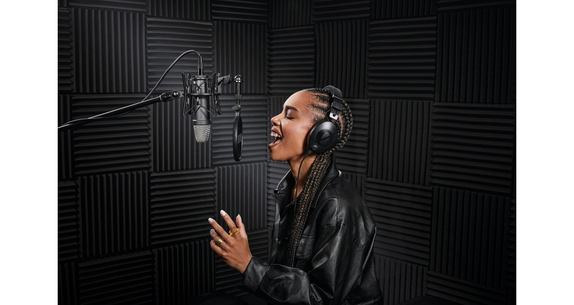 Rode NT1 Signature Black Microfon de studio - Zeedo Shop